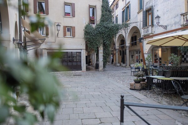 Charming Attic In The Historic Center Of Padua. - 파도바