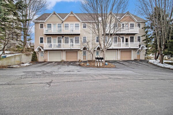 Harbor Village Townhouse At Park And Beach - Manistee, MI