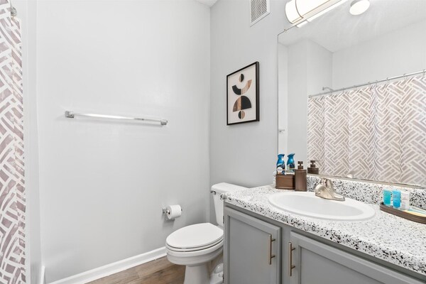 Luxary 2 Bedroom Apartment In Mobile,al - Mobile, AL