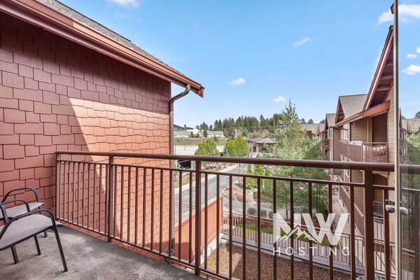 Chic Riverstone Escape Near Shops & Lake! - Post Falls, ID