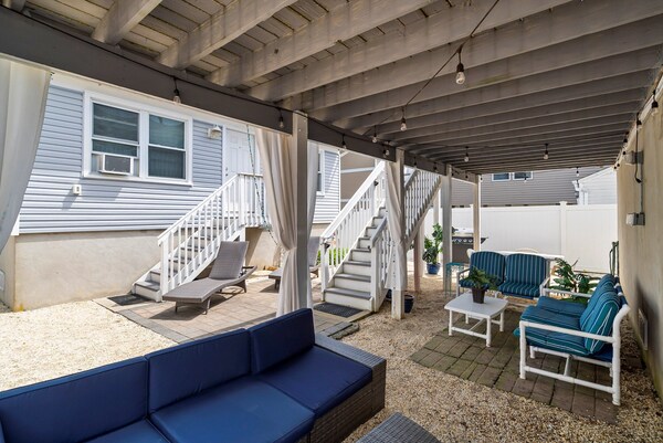 Beach House 2 Blocks From The Board Walk, Parking, Beach Towels And Badges - Brick Township, NJ