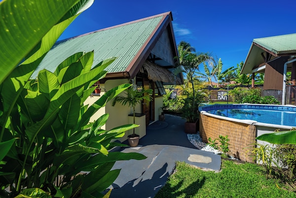 Toahere Beach House - Beachfront - Pool - Pontoon - French Polynesia