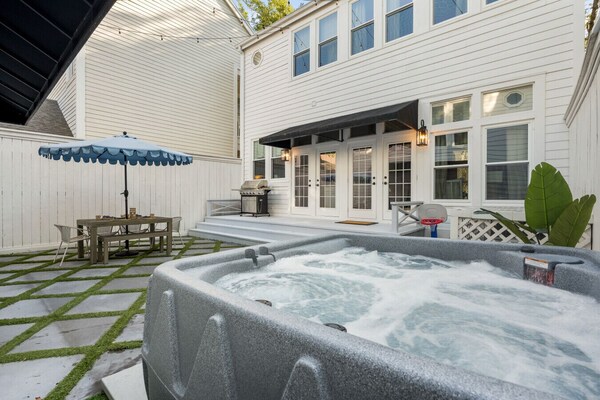 Haile Hideaway | 3 Beds W/ Crib + Hot Tub Near Uf - Gainesville, FL