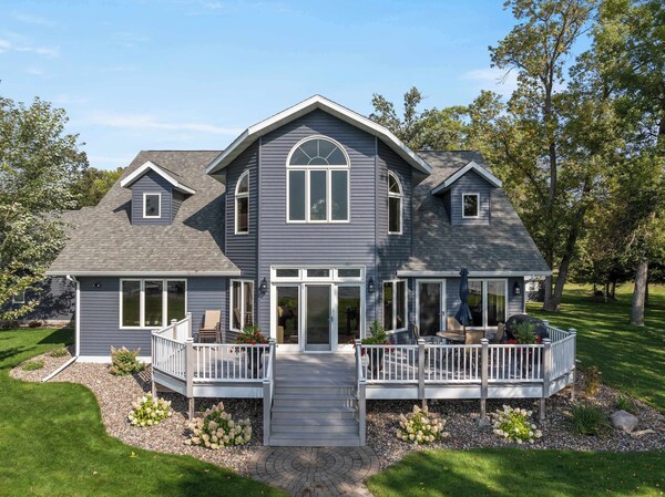 Barefoot Beach House - Nisswa, MN
