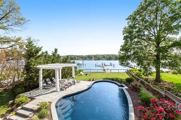 Oasis By The Bay - Waterfront Heated Pool Hot Tub! - Maryland