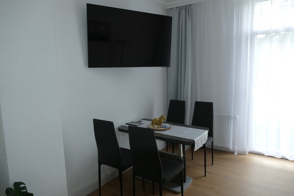 Vacation Apartment/apartment For 4 Guests With 70m² In Brunsbüttel (273332) - Friburgo, Alemania