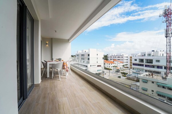 Spectacular Ph W Private Rooftop Steps From Beach - Punta Cana