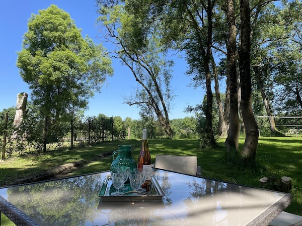Le Moulin De Ronsard : Demeure Spacieuse, Jardin Et Vue Sur Le Loir - 8 Personnes - Lhomme