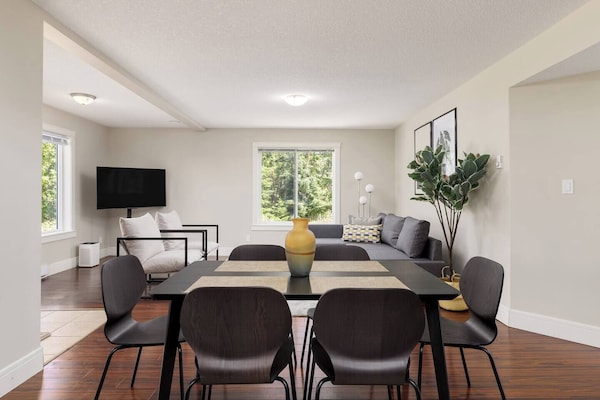 Peaceful Spacious 2br Suite - Nanaimo