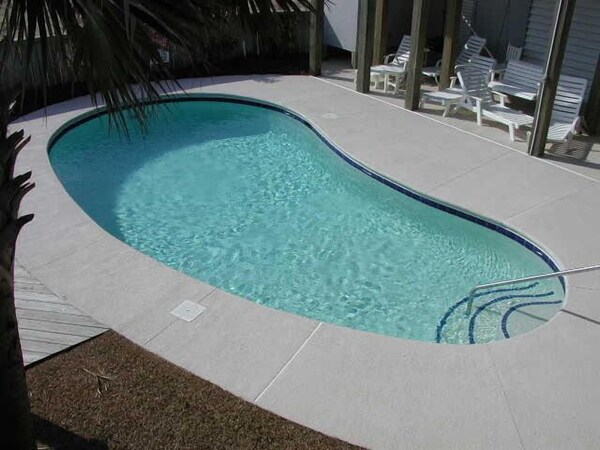 Oceanfront Paradise With Pool, Elevator & Unforgettable Views! - Ocean Isle Beach, NC