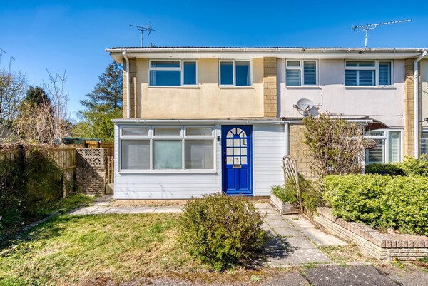 3 Bed, 2 Bath, Garden, Parking - Bibury