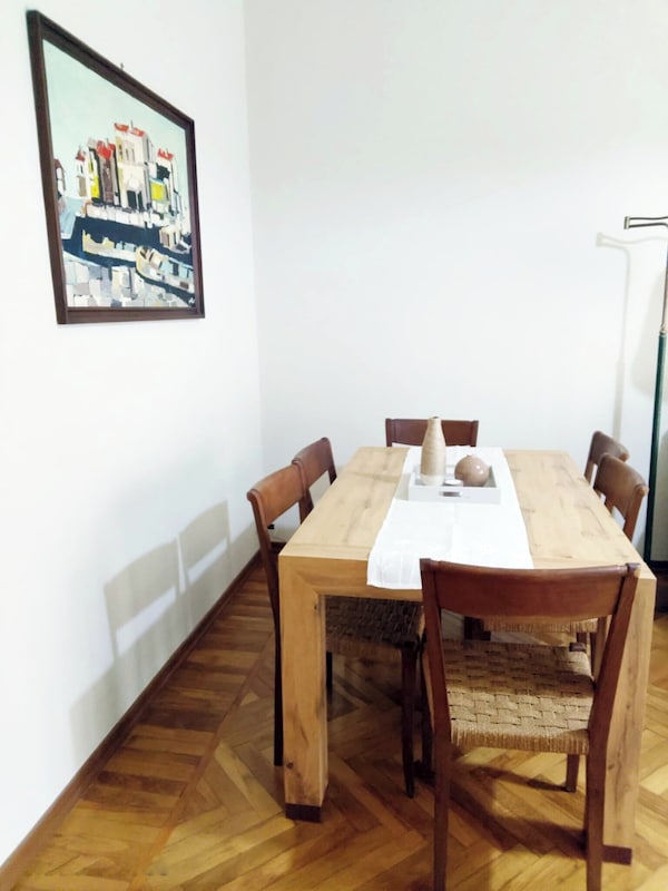 Quickhome Giada - Trois Chambres Appartement, Couchages 7 - Biella