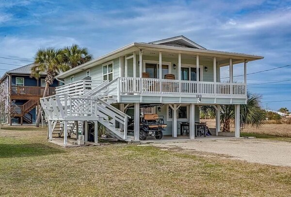 3-bedroom House In Fantastic Mexico Beach Just A Short Walk To White Sand Beach - Mexico Beach, FL