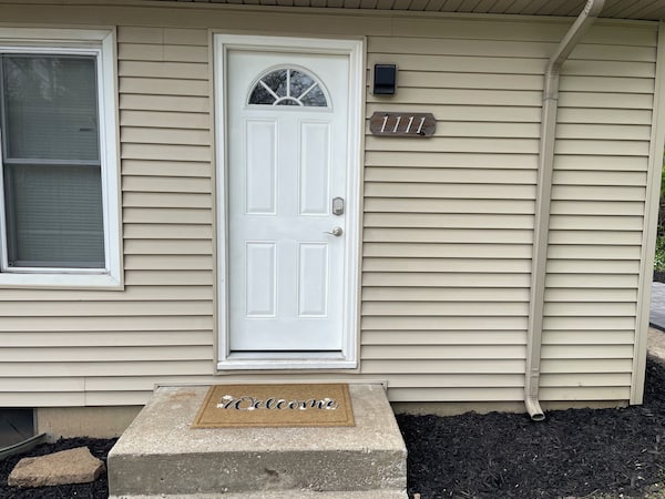 Cozy Unit On Historic Main Street - Chesterfield, MO
