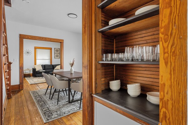 Charming 3-bedroom House In Grand Rapids With Wifi - Grand Rapids, MI