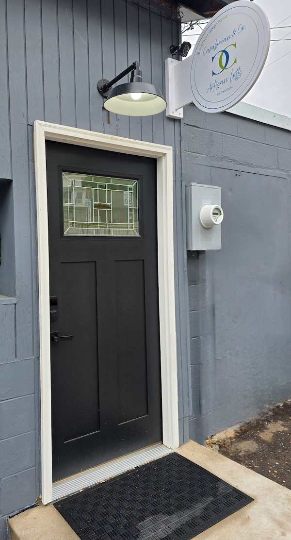 Cambrian & Co. Loft Cozy, Charming, Downtown Ease - Taylors Falls, MN