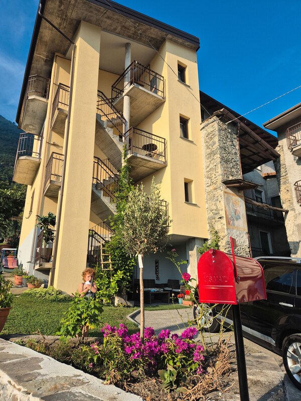 Holiday Home 'Lavanda' With Mountain View, Private Terrace And Wi-fi - 코모 호수