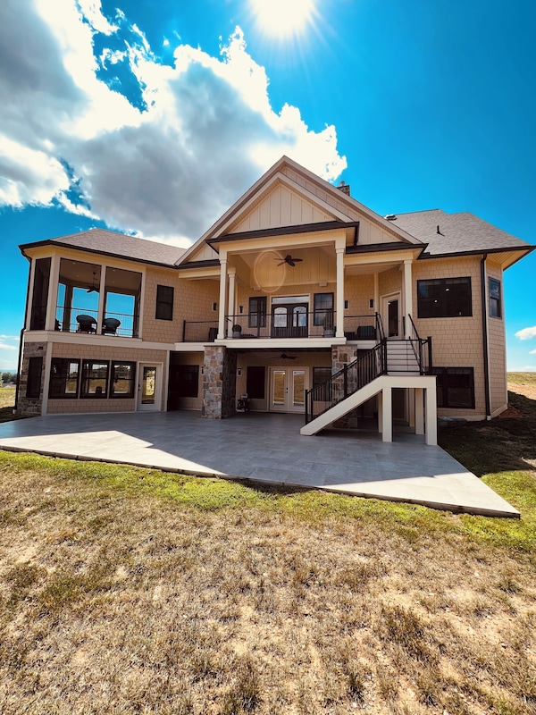 Ventura Manor Grand 3 Br 3.5 Ba House With Fitness Room, Wifi & Pretty Views. - Strasburg, VA