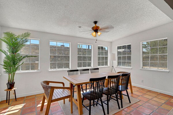 Spacious House With Private Pool In West El Paso - La Union, NM