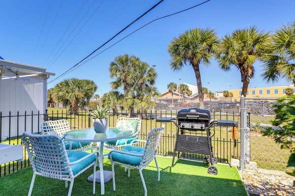 2 Mi To Venice Beach: Home W/ Pool Access - Venice, FL