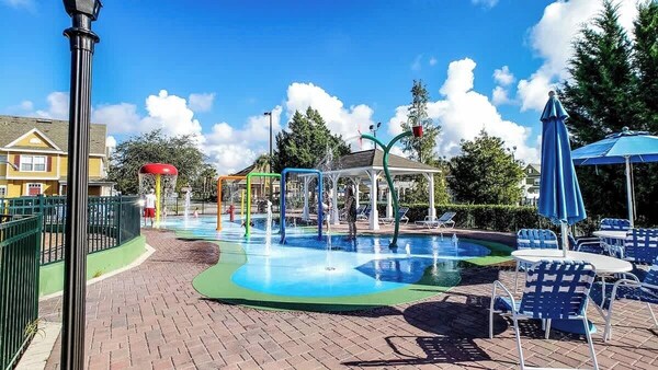 Relaxing 3br Haven For 8 At Seven Dwarfs - Kissimmee