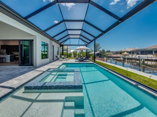 Villa Escape - Cape Coral, FL