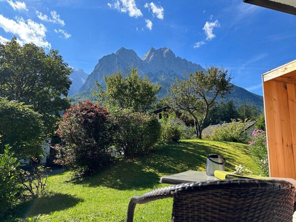 Apartment 'Arnika' With Mountain View, Private Terrace And Wi-fi - Ehrwald