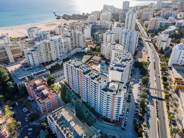 Stylish Apartment With A View And  Beach - Portimão