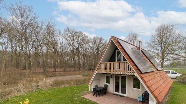 Touch Of Yellow - Hardenberg