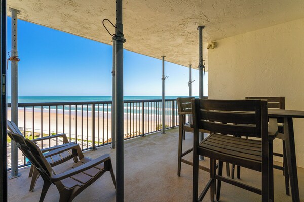Sandpoint Condo-ocean View-2br/2ba-#4f - Daytona Beach Shores, FL