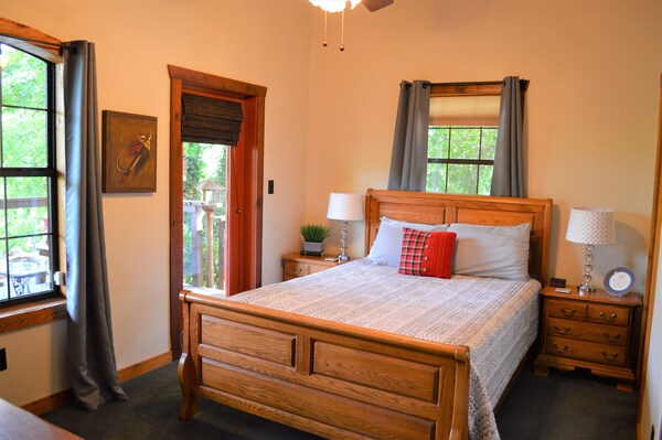 Spacious 5-bedroom Lodge In Flippin Ar, On The Beautiful White River. - Mountain Home, AR