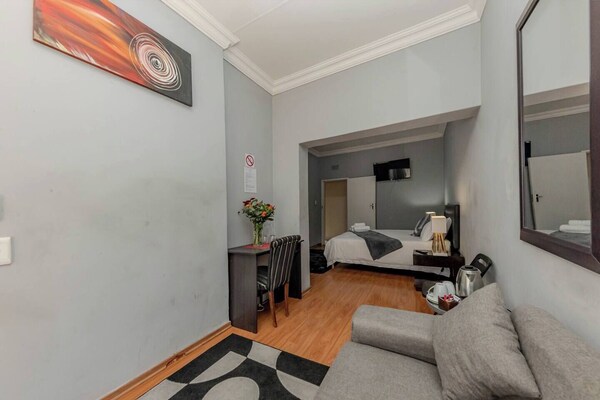 Grey Room! - Krugersdorp