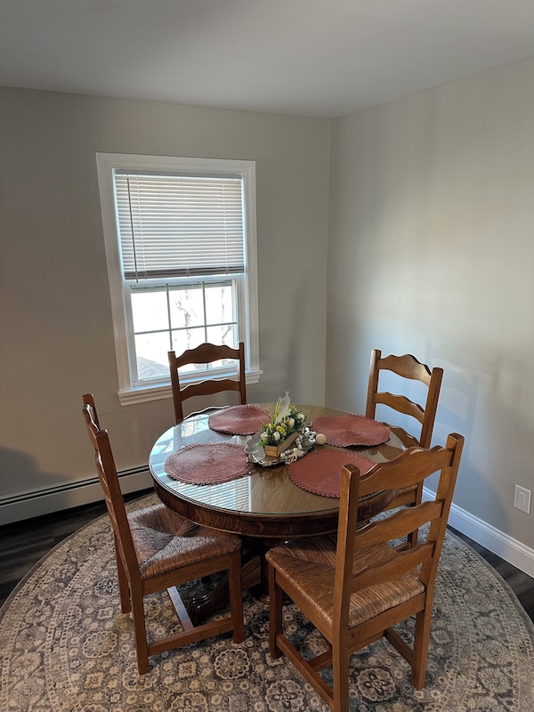 Cozy 2-bedroom Apartment In Delightful Greenwood Lake With Ac, Wifi - Greenwood Lake, NY