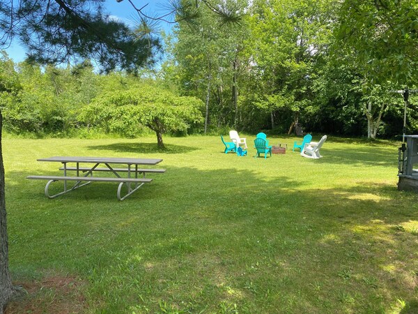 Micheles Landing, Charming Cottage In Amazing Lake Leelanau, On Narrows W/ Dock - Leland, MI