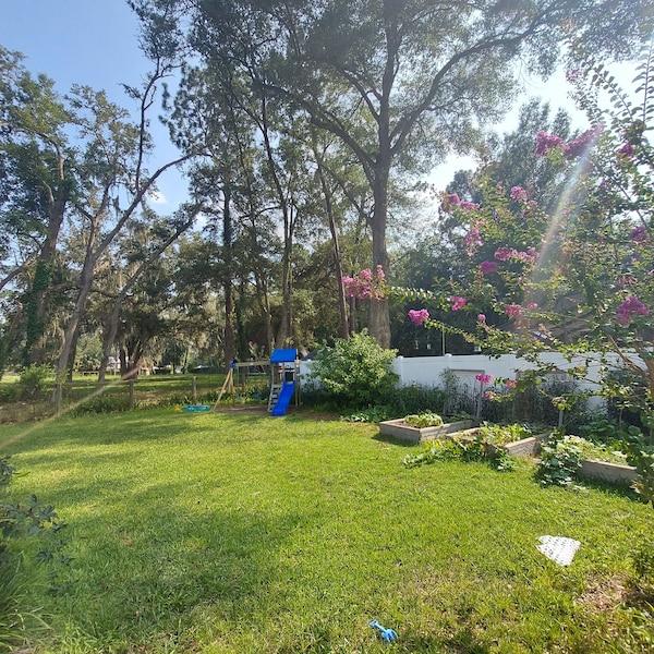 Silver Springs 3-bedroom Chalet With Ac, Pool And Wifi In Wonderful Ocala - Ocala, FL