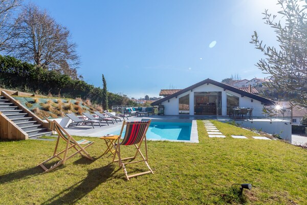 Villa Olaina - Villa Climatisée Avec Piscine - Ciboure