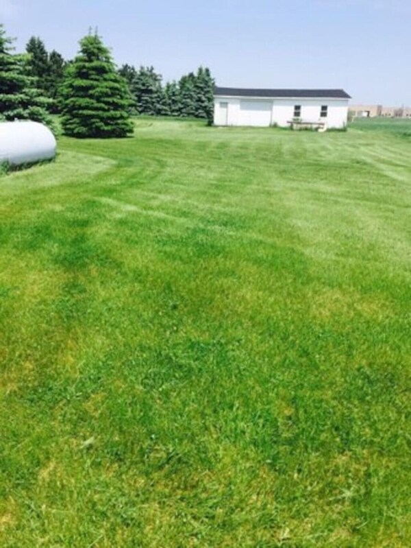 Grandma's Place/country Home In The City - Chippewa Falls, WI