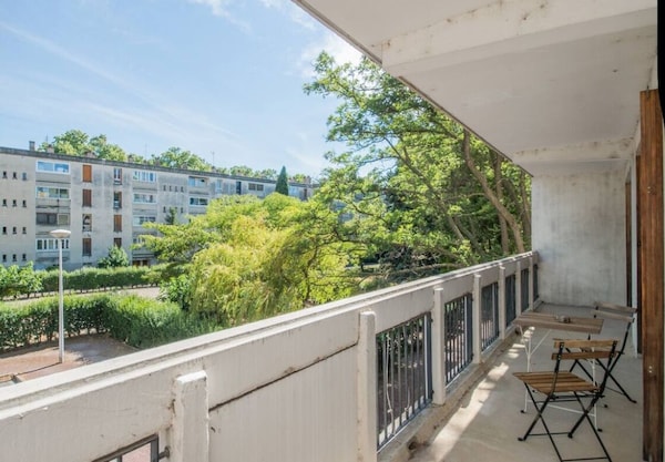 Charming T4 With Parking And Terrace - Sleeps Up To 6 - Avignon