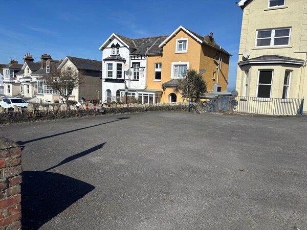 Combe Hill Flat - Parking & Seaview - Ilfracombe
