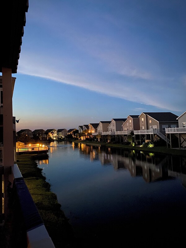 Cozy 3-bedroom Condo With Ac, Wifi In Charming Ocean Isle Beach - Ocean Isle Beach, NC
