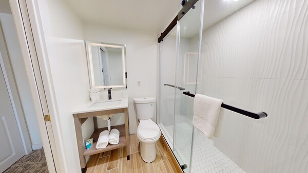 2 Bedroom 2 Bathroom Apartment (200) - Ocean City, NJ