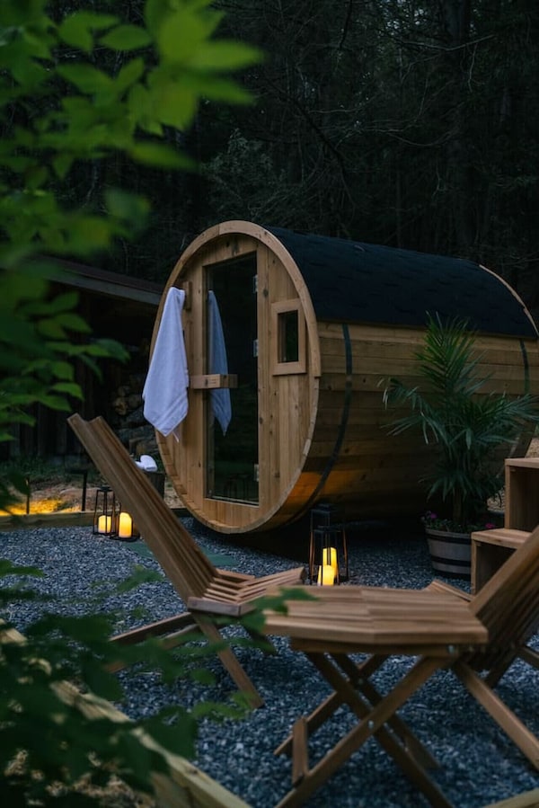 Peaceful Cabin With Sauna, Hot Tub & Cold Plunge - Kent, CT