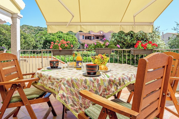 Ferienwohnung 'Agata Verde' Mit Blick Auf Die Hügel Und Den Garten - Budoni