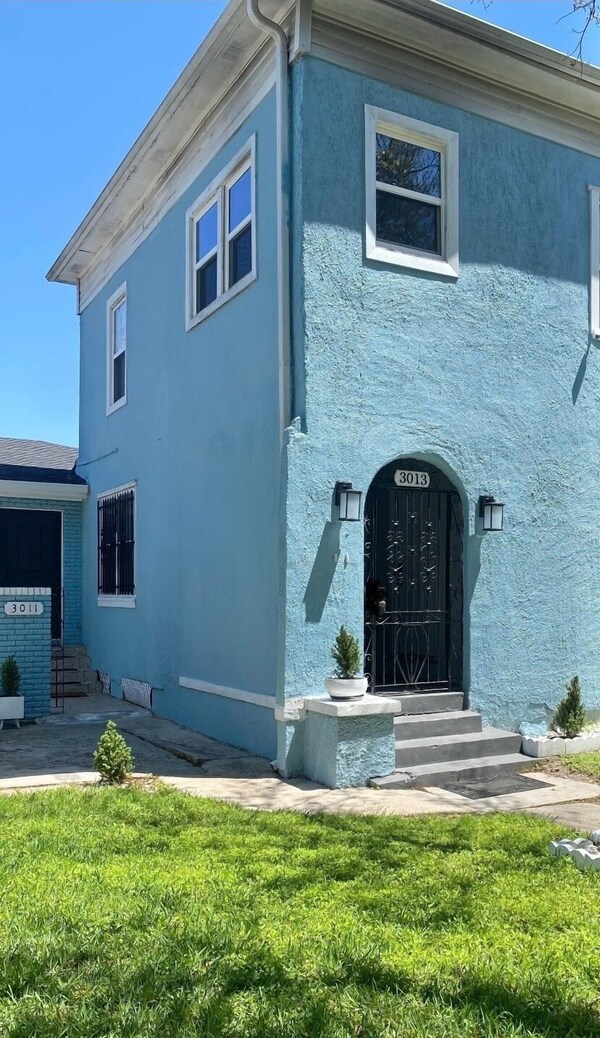 The Resting Nest Apartment For Up To 3 Guest, Uptown New Orleans - Metairie, LA