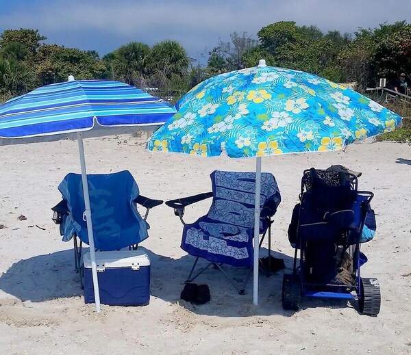 Paradise Nest  Heated Pool, Walk To Beach, Bikes, Kayaks & More! - Cape Coral, FL