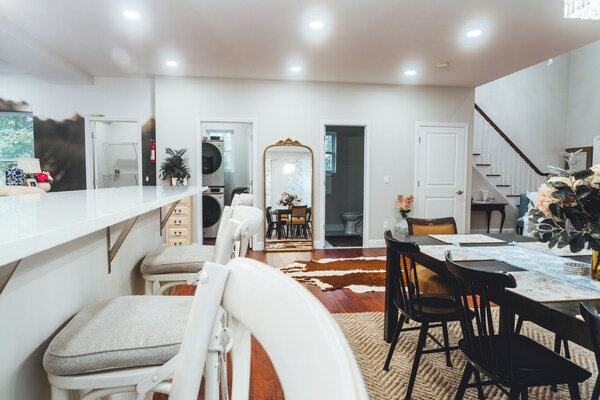 Spacious Beach Retreat  4,000 Sqft  Sleeps 16  Walk To Beach + F1 Vr Sim - Long Branch, NJ