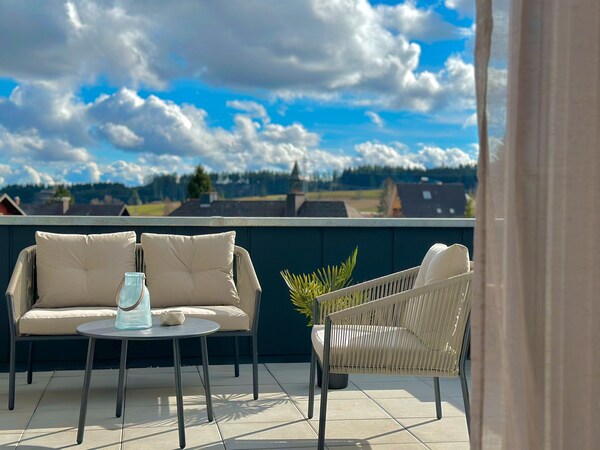 Ferienwohnung 'Michou' Mit Bergblick, Privater Terrasse Und Balkon - Grafenhausen