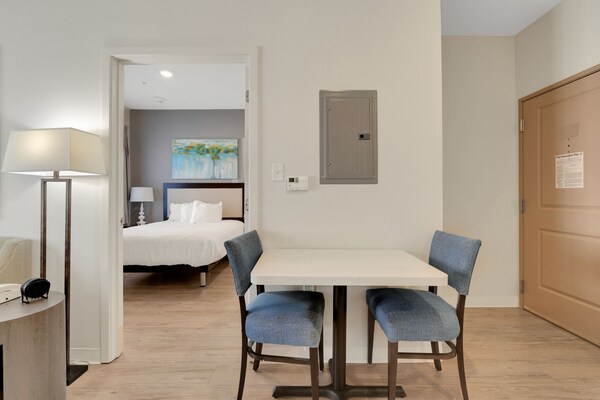 Simplicity At The Rim 1119 I Spacious 1 Bed 1 Bth - 聖安東尼奧