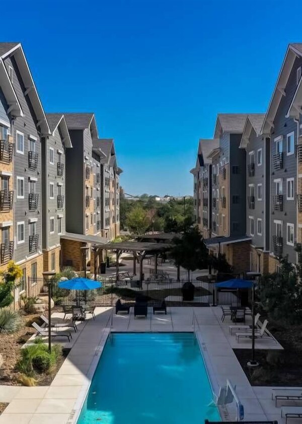 Simplicity At The Rim 1213 I Comfy 2 Bed 2 Bath - San Antonio, TX