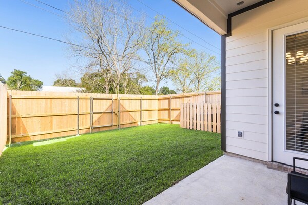 Luxury, Family Friendly, Backyard, Private Parking, Youngsville!! - Splash Pad, Broussard